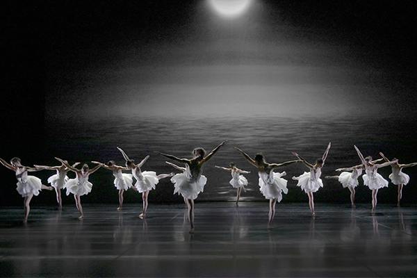 Ballet Preljocaj – Swan Lake - Queensland Performing Arts Centre (QPAC)