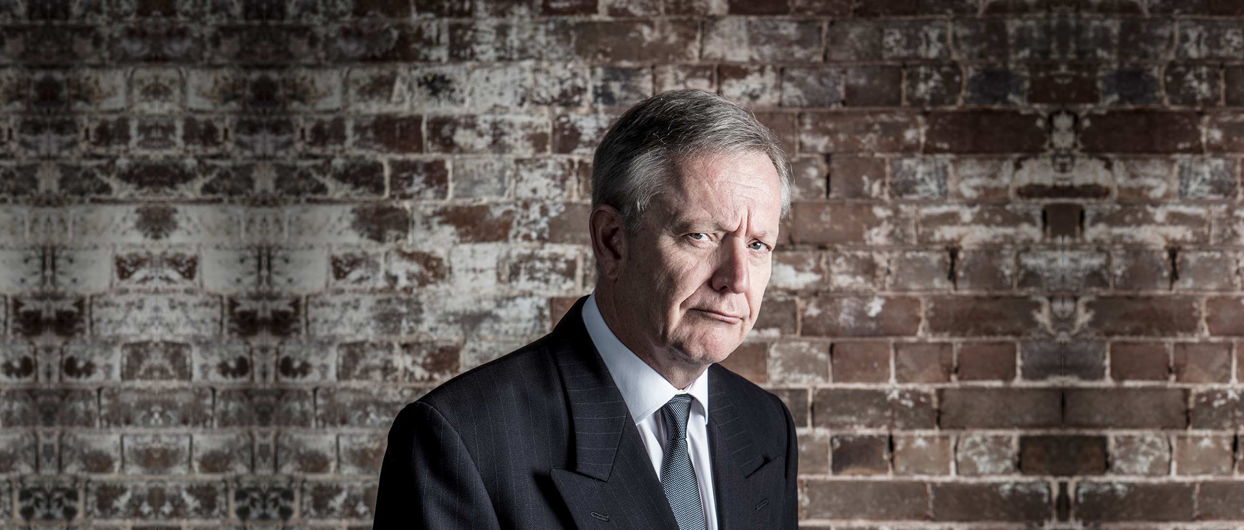 Five Minutes with ... Jonathan Biggins - Queensland Performing Arts ...